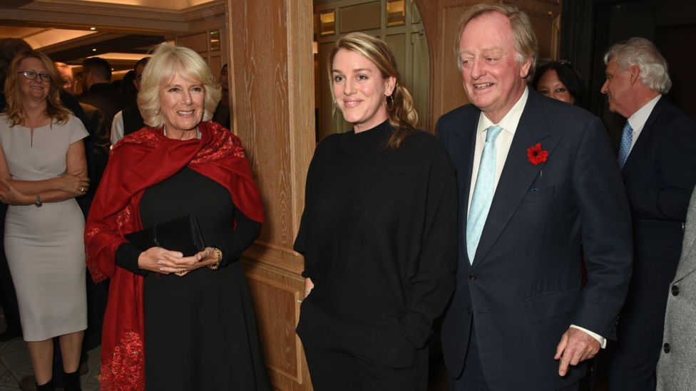 Anne Robinson dating Camilla's ex-husband Andrew Parker Bowles - BBC News