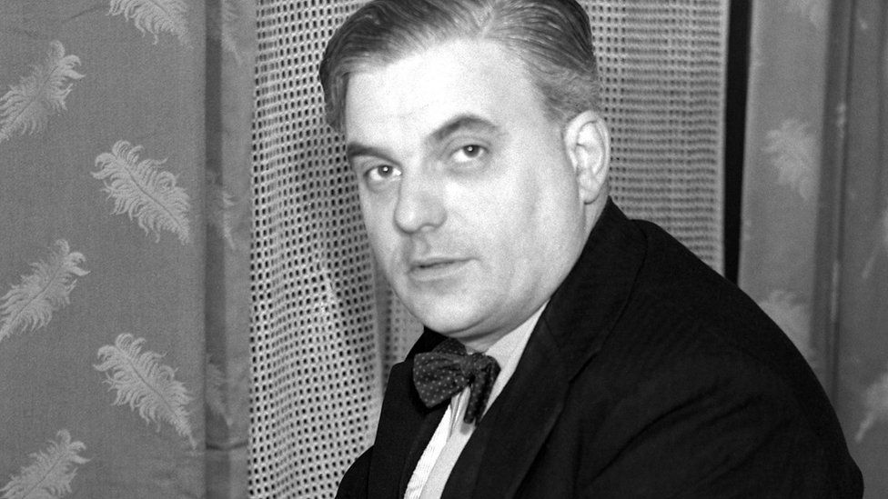 Ronnie Kray and Tory peer Lord Boothby 'attended homosexual parties ...