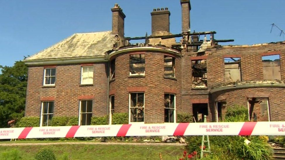Betley Court fire: Residents have 'lost everything' - BBC News