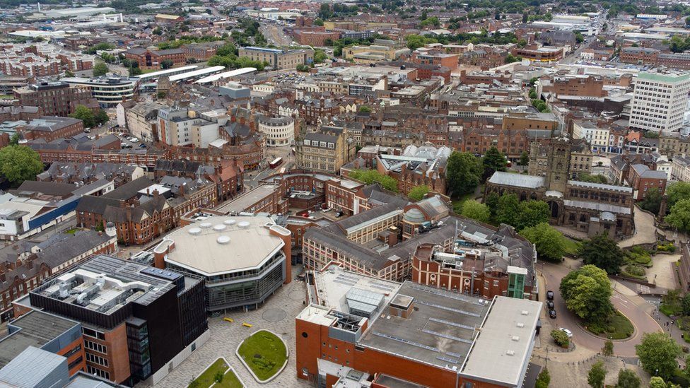 Women's safety services to expand in Wolverhampton - BBC News