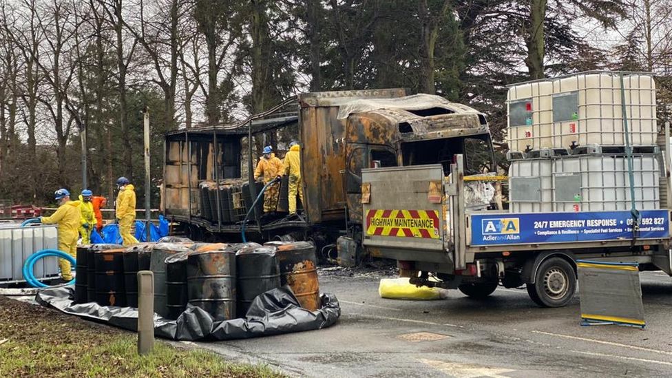 St Ives chemical lorry fire damage closes road - BBC News