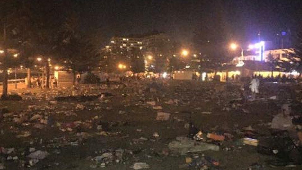 Australia's Coogee beach bans alcohol after Christmas party - BBC News