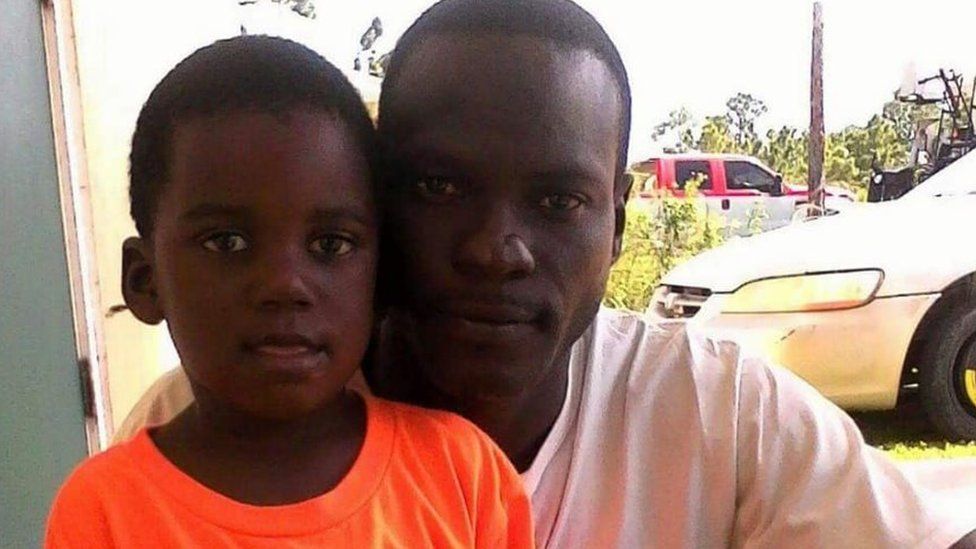 Hurricane Dorian: Desperate search for missing in Bahamas - BBC News