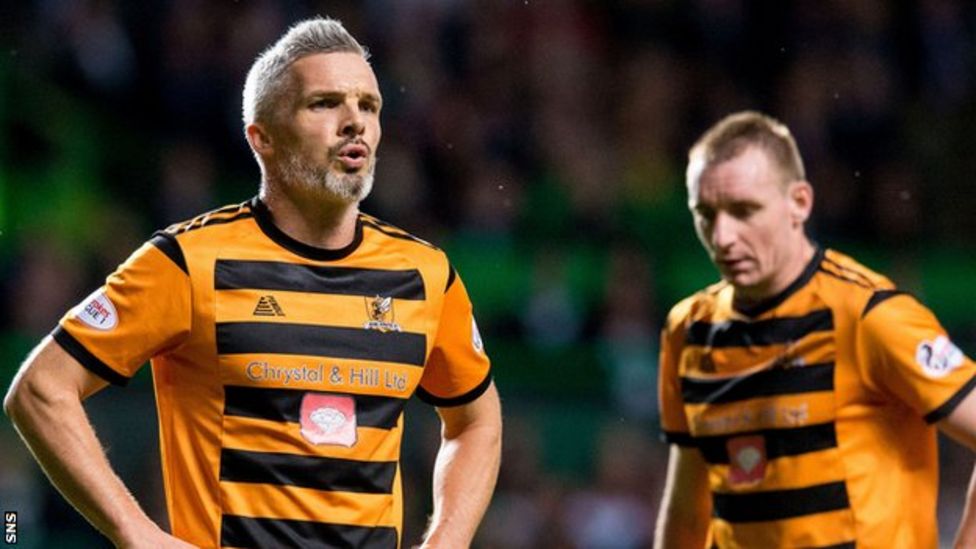 Scottish League One: Alloa stay top despite mixed afternoon - BBC Sport