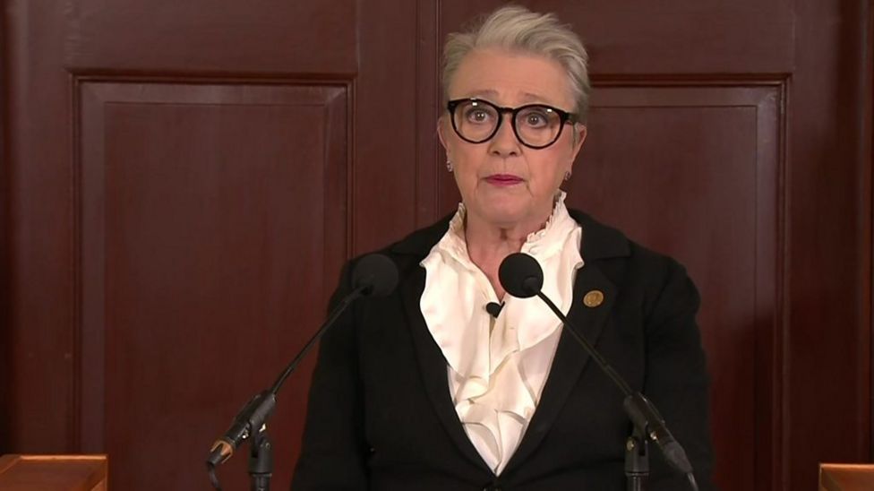 Nobel Peace Prize: Russian laureate 'told to turn down award' - BBC News