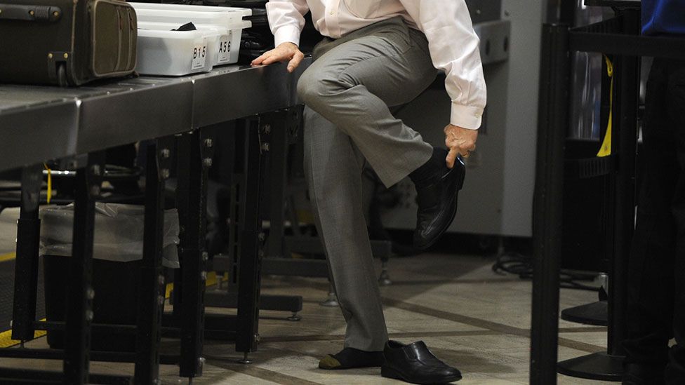 Russian plane crash: How has airport security changed? - BBC News