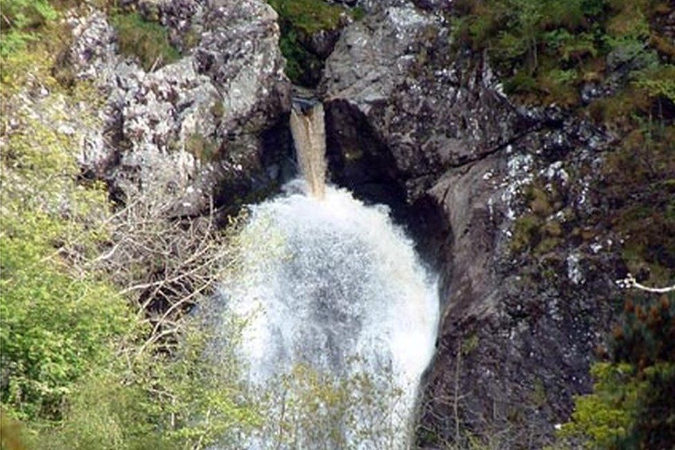 Woman rescued after slipping at Foyers Waterfall - BBC News