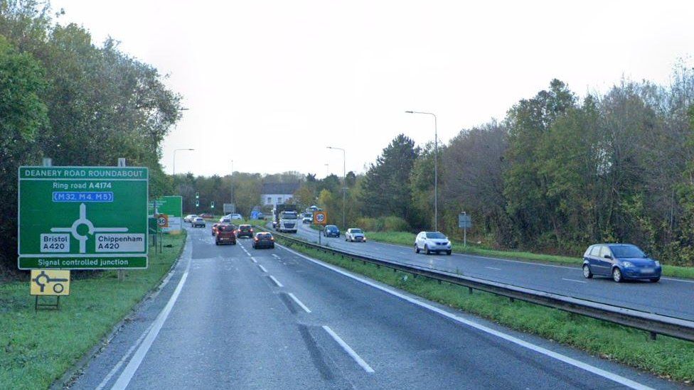 A4174 Bristol ring road: Pedestrian dies after being hit by van - BBC News