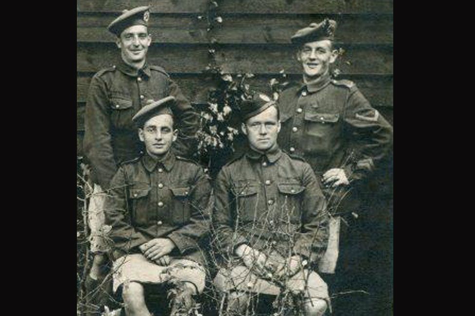 World War One soldiers remembered at Inverness Museum - BBC News