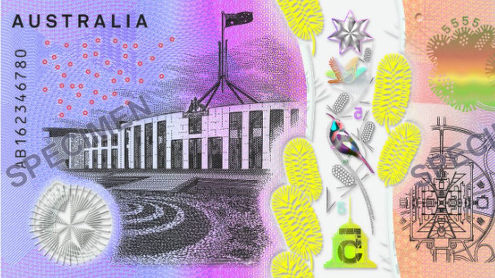 Fake Chinese-marked money used in Australian scam - BBC News