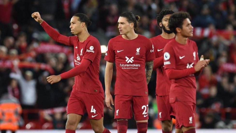 Liverpool: Klopp explains switch of formation - BBC Sport