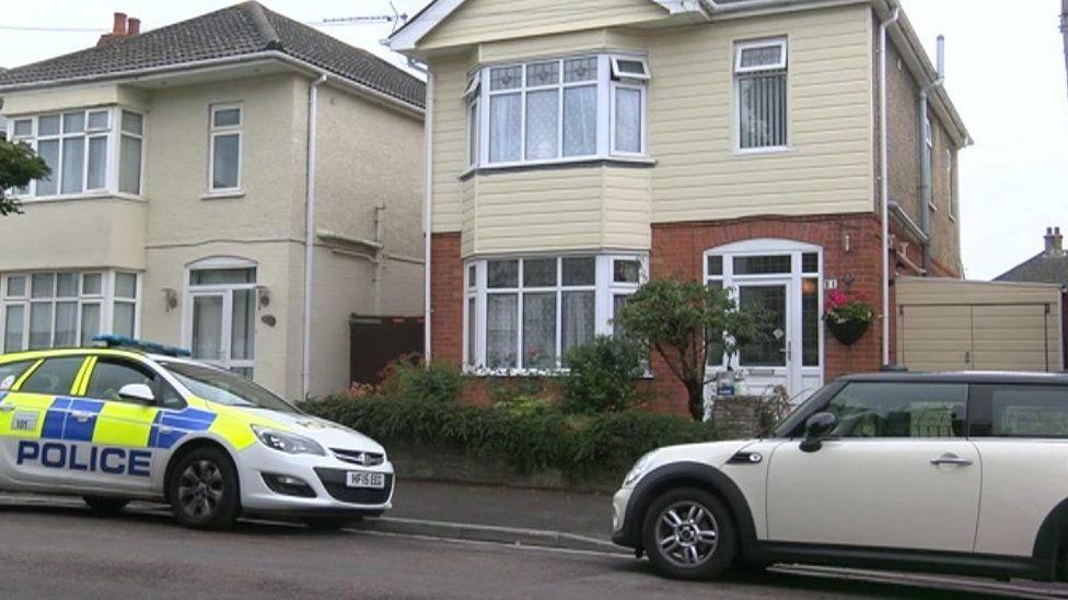 Arrest after two injured in Southbourne stabbing - BBC News