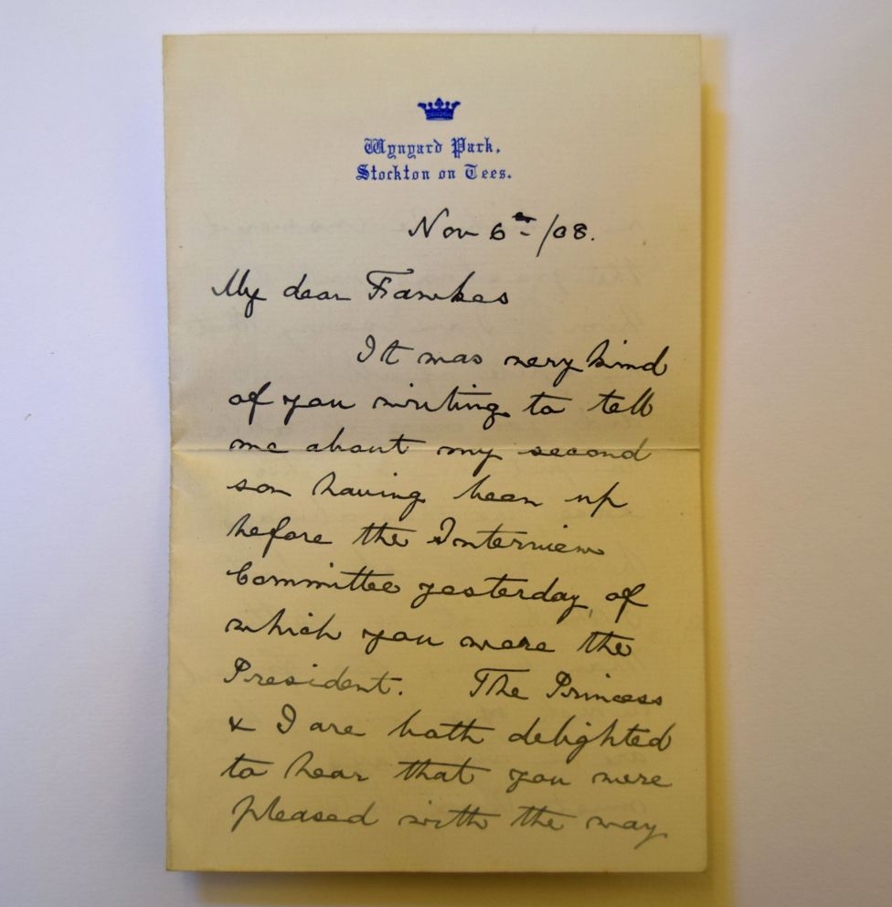 Future George V's letter on 'too forward' boys to be sold - BBC News