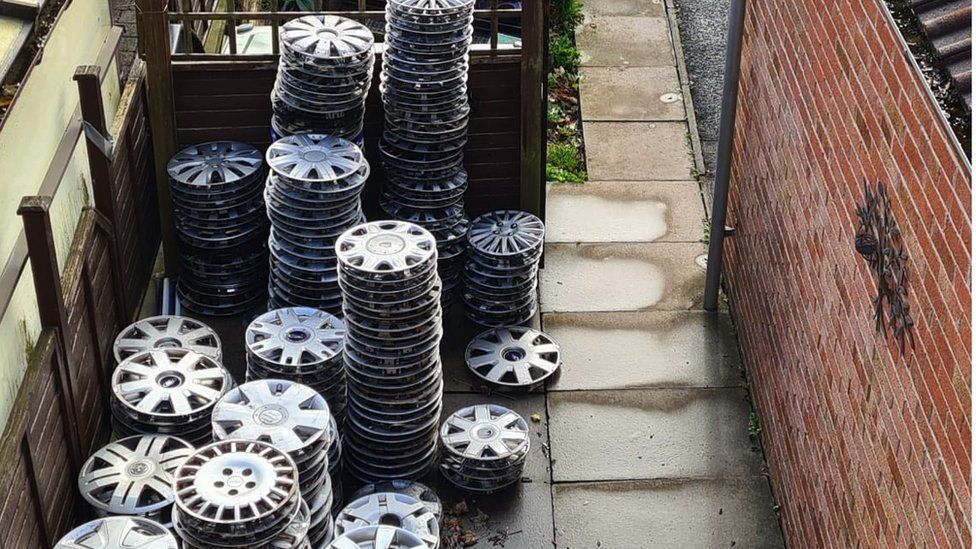 Boy needs storage for hubcap collection of more than 200 - BBC News
