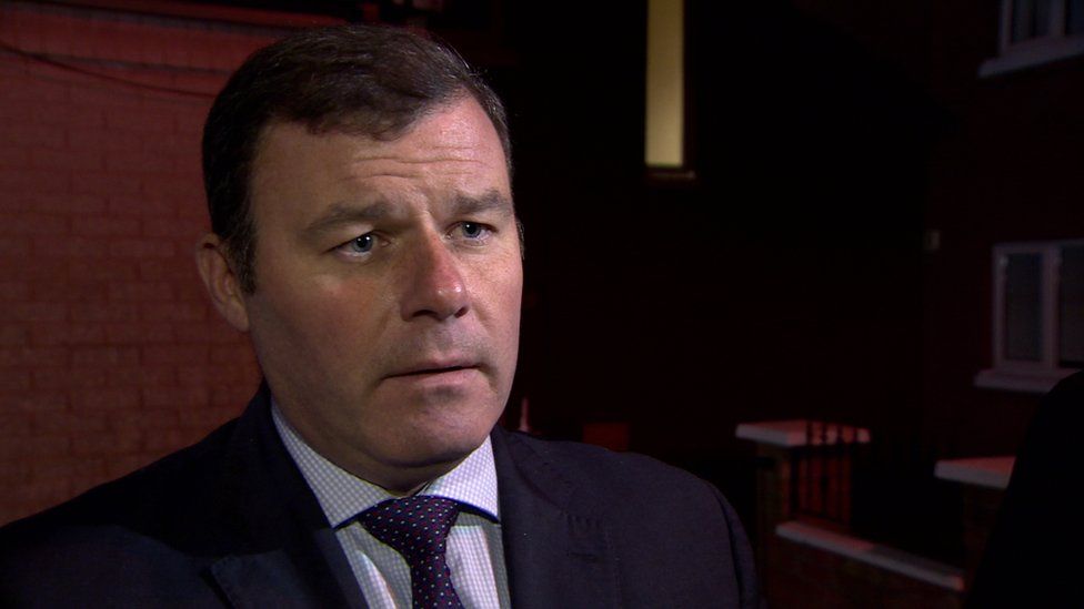 Joe Reilly murder: PSNI investigate 'drugs and paramilitaries' link - BBC News