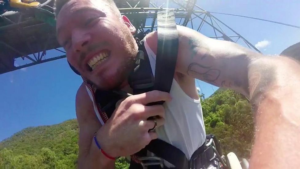 Would you try the world's highest bungee jump? - BBC Newsround