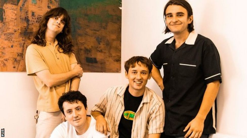 Premier League predictions: Lawro v Murray & Tav from indie band FUR ...