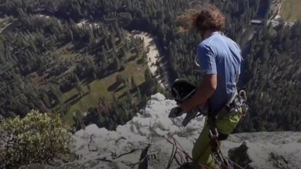 Climber killed by Yosemite rock fall 'saved wife' - BBC News