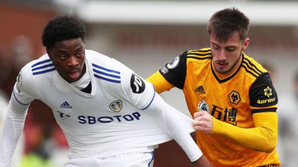 Kamwa heads out on loan - BBC Sport