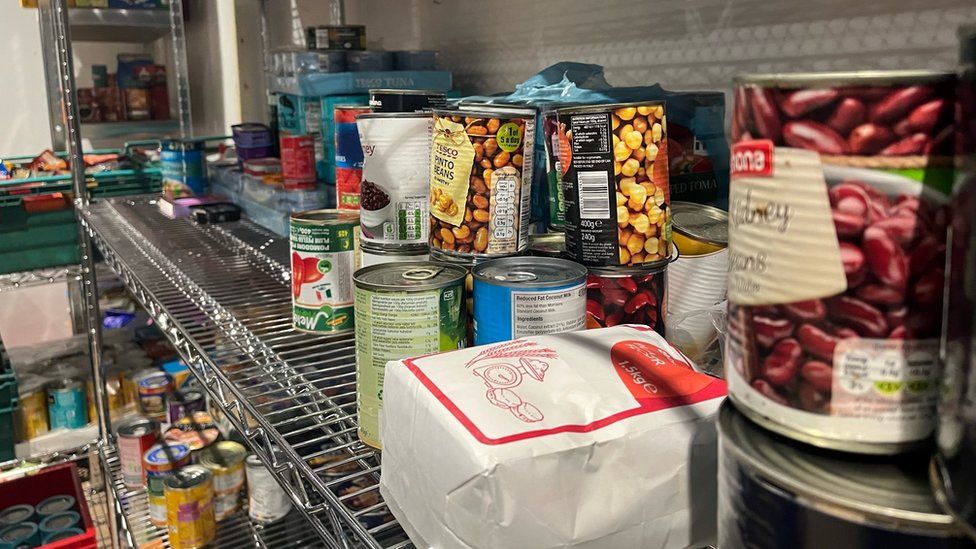 Dwy flynedd ers Covid: Beth yw'r ymateb ym Methesda? - BBC Cymru Fyw