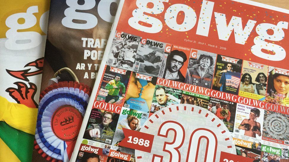 Sylfaenydd cylchgrawn Golwg i adael y cwmni wedi 30 mlynedd - BBC Cymru Fyw