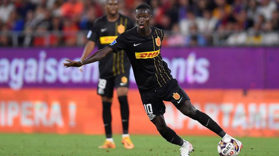 Rangers new boy Diomande is 'complete midfielder' - BBC Sport