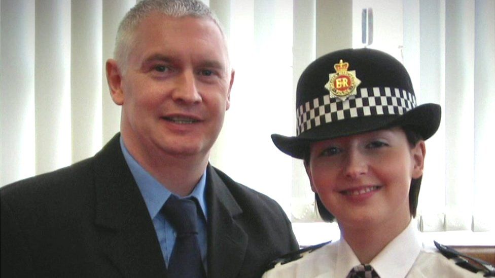 PCs Nicola Hughes and Fiona Bone: Widow's support for medal campaign ...
