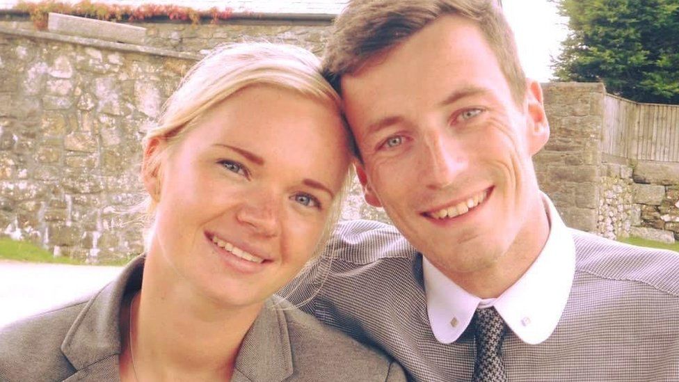 Beth Matthews' raw honesty saved lives, say mental health experts - BBC News