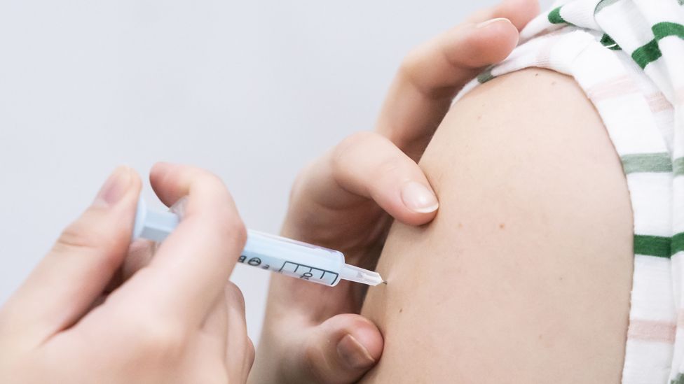 Covid and flu: Fears in Wales of hard winter in worst case - BBC News