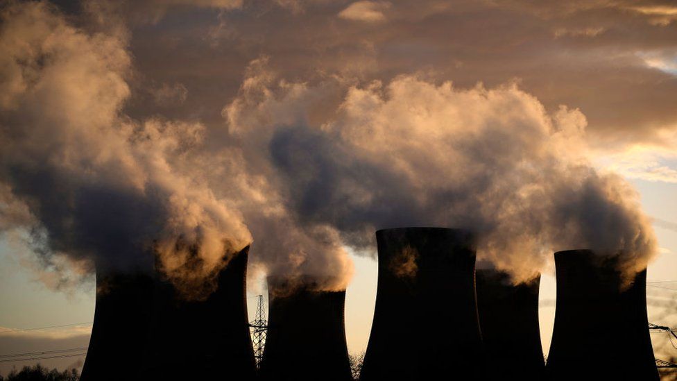 New report calls for government to do more on climate change - BBC ...