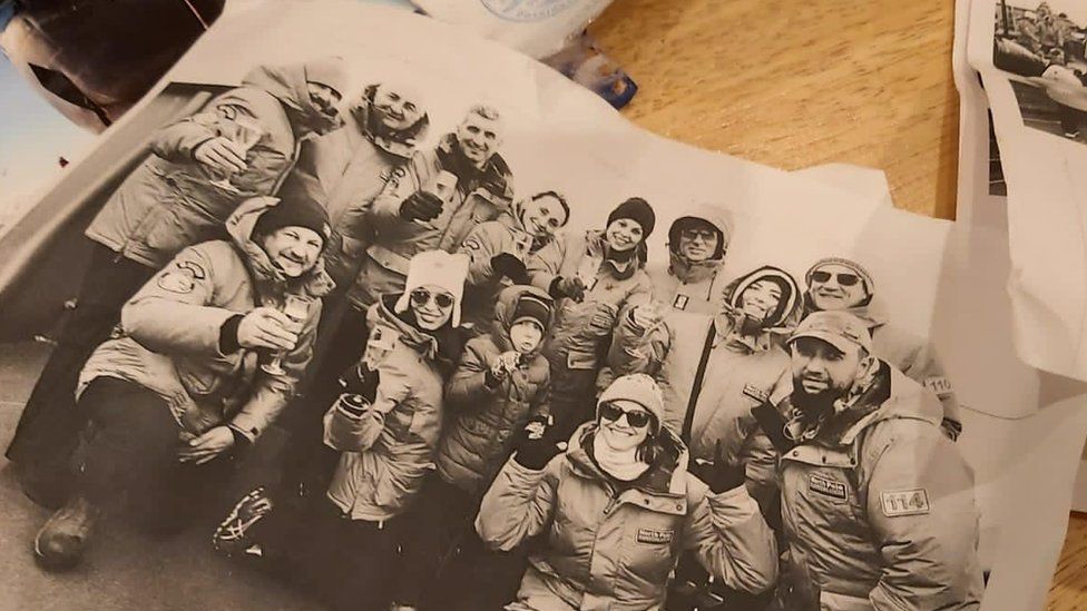 North Pole time capsule washes up on Irish coast - BBC News