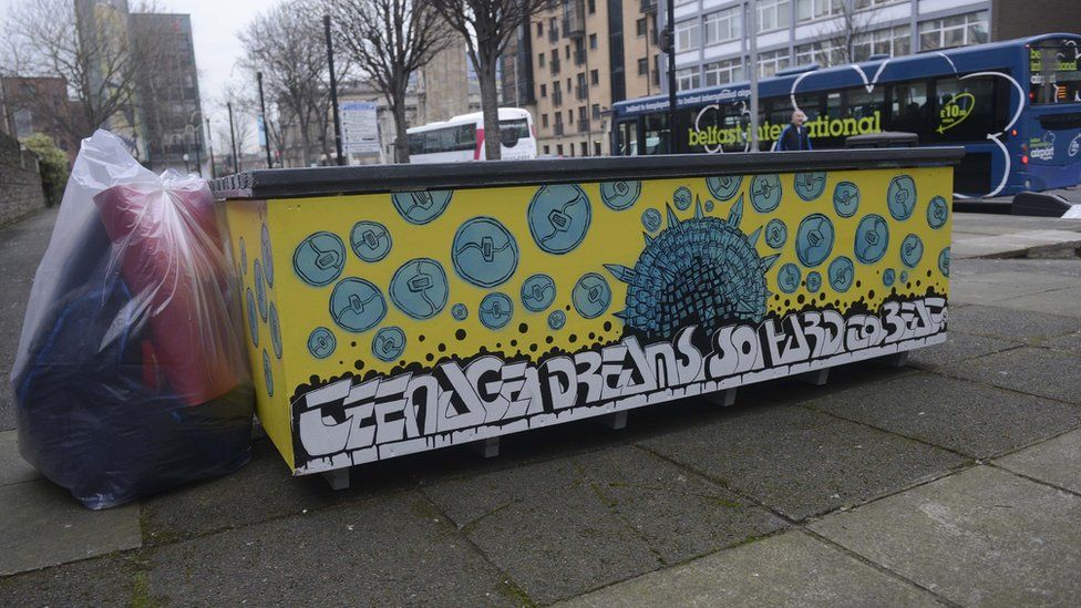 Northern Ireland year in pictures - January to March 2015 - BBC News