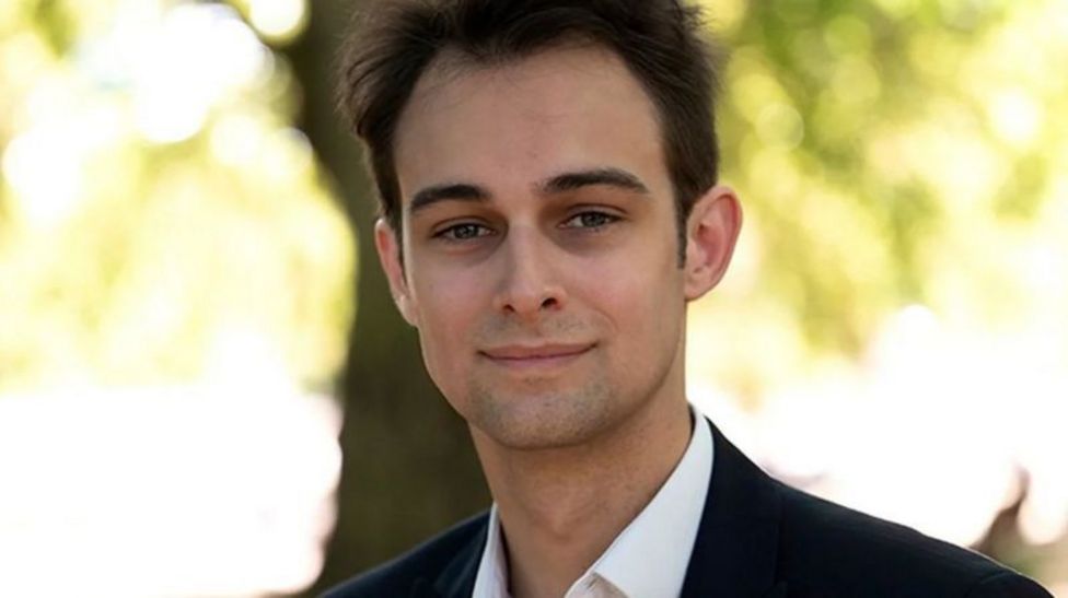 Shapps is biggest loser in Hertfordshire results - BBC News