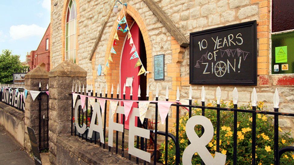 Shares offered for Bristol's at risk Zion Community Art space - BBC News