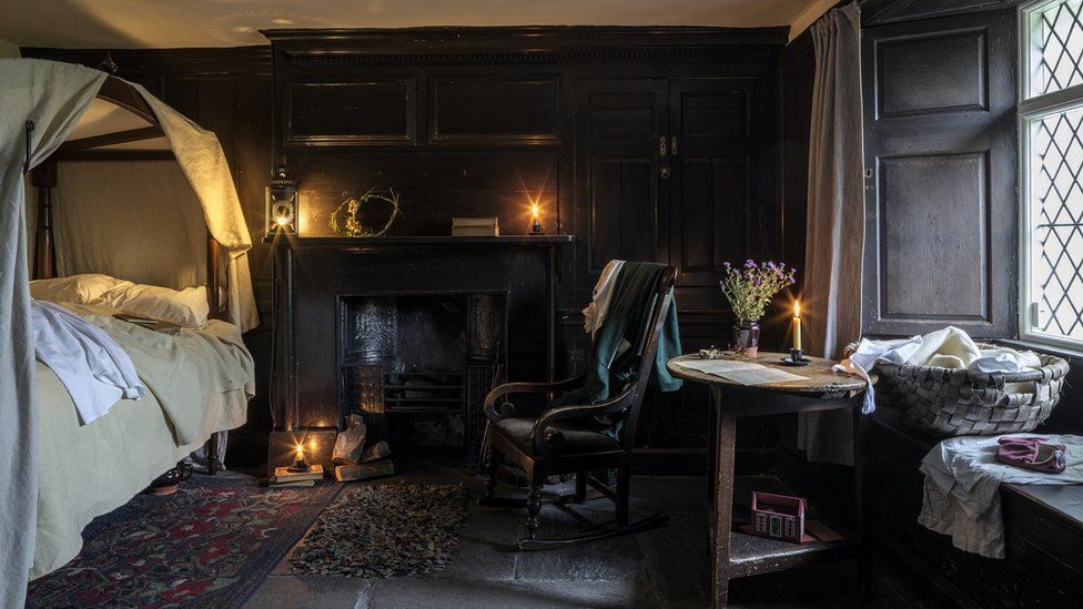 William Wordsworth's Dove Cottage reopens after restoration - BBC News