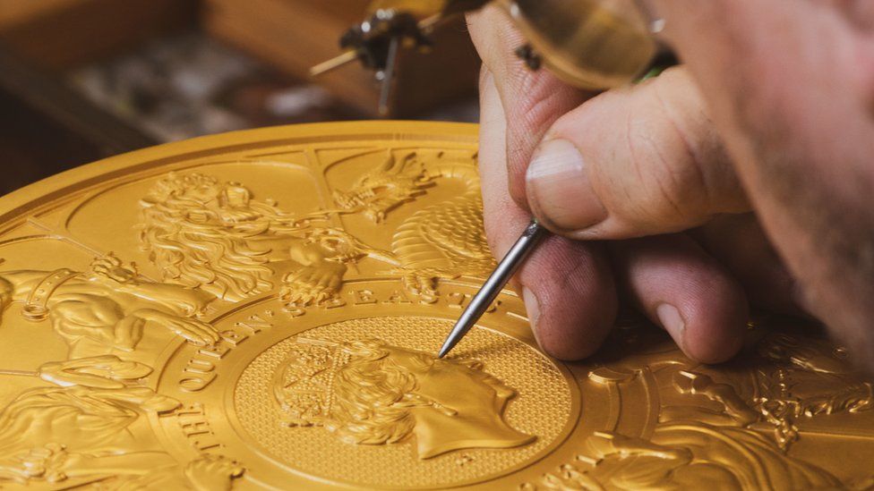 Massive coin: The biggest coin Royal Mint has ever made - BBC Newsround