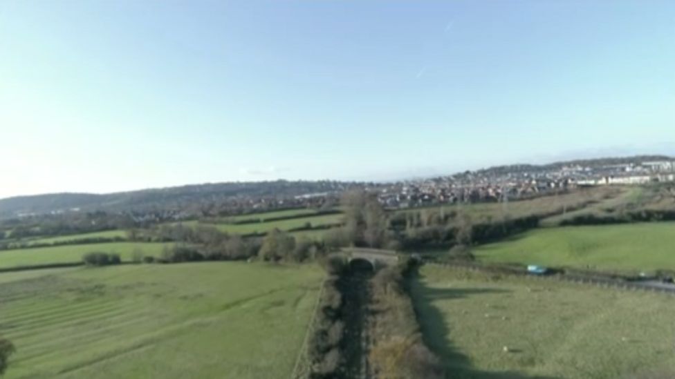 Portishead-Bristol line restoration gets funding boost - BBC News