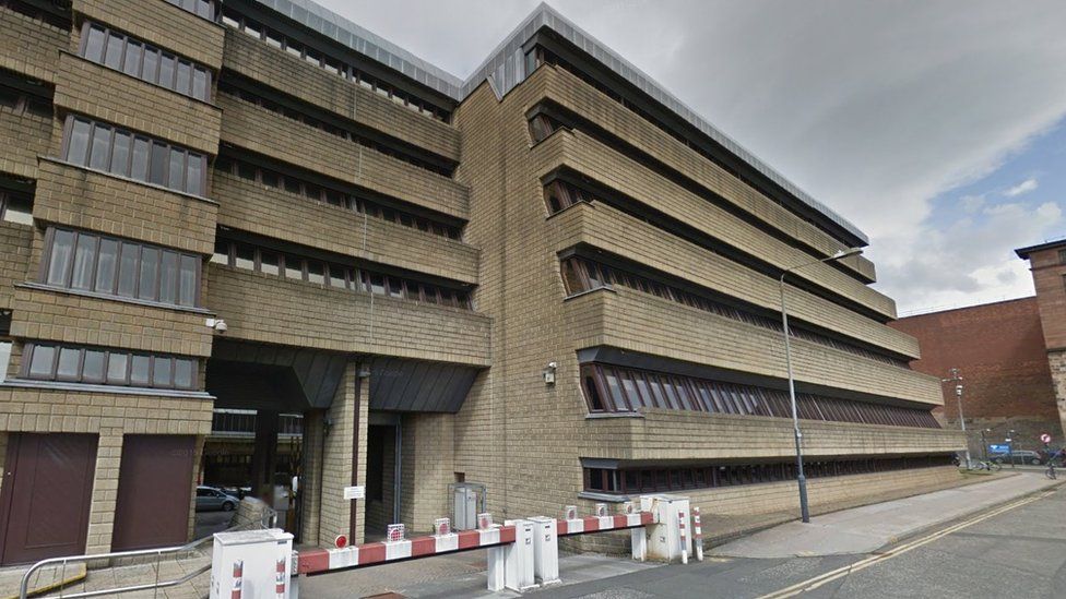 Chemical scare in Glasgow over 'wellies disinfectant' - BBC News