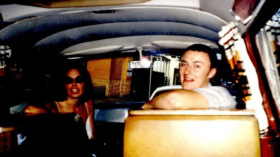 Peter Falconio murder: Girlfriend Joanne Lees returns to scene of ...