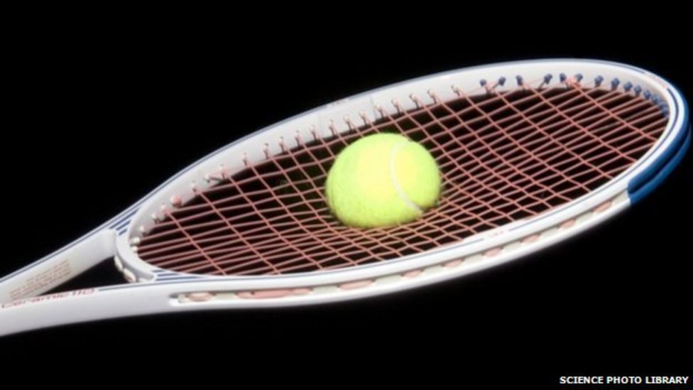 Droitwich 'gun scare' caused by tennis racket - BBC News