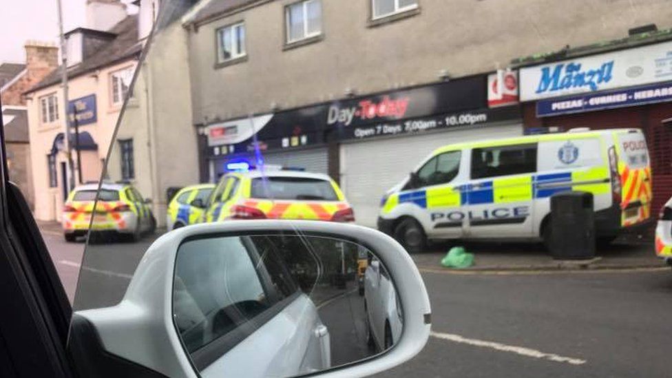 Masked men stage armed robbery at Strathaven post office - BBC News