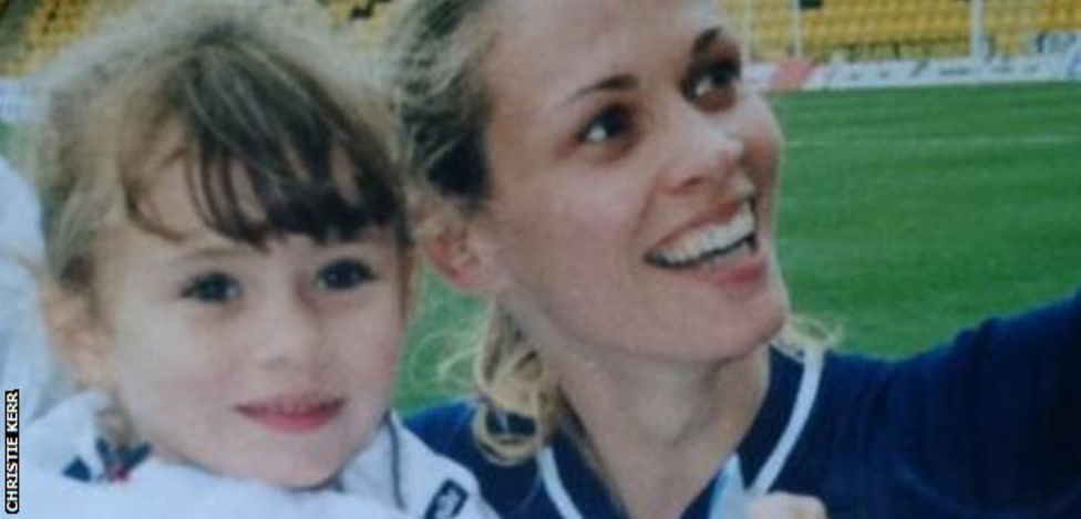 Women's World Cup: Who is Scotland manager Shelley Kerr? - BBC Sport