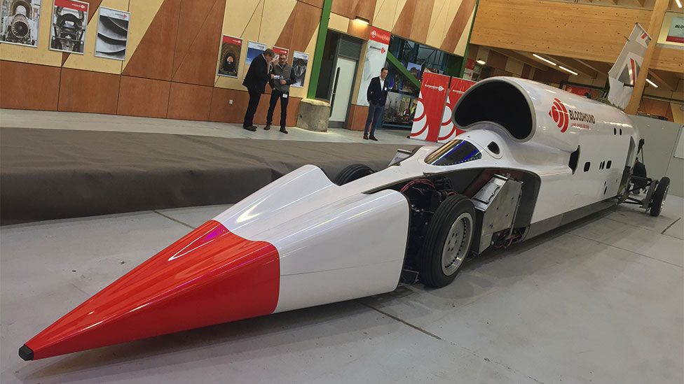 Bloodhound supersonic car to run at high speed in October - BBC News