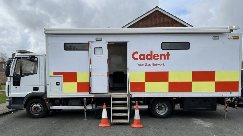 Black Country mystery smell ruled out as gas leak - BBC News