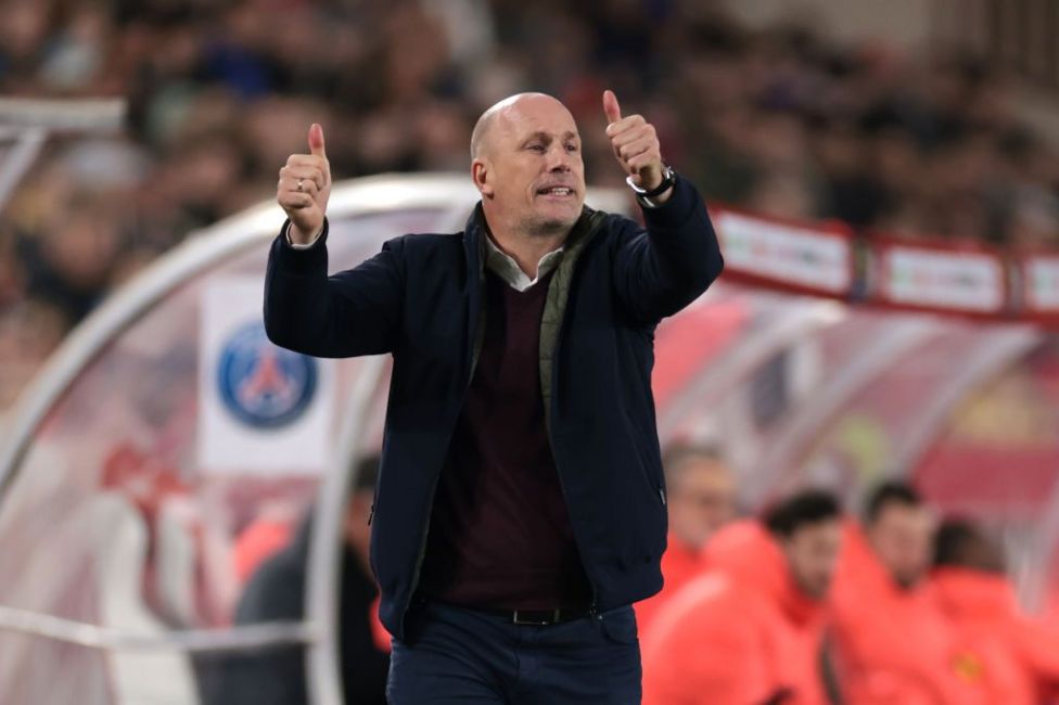 Clement has 'right mentality' for Rangers, says McLeish - BBC Sport