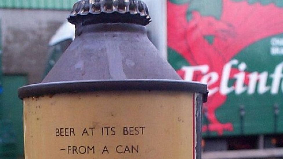 Llanelli's Felinfoel brewery pioneered beer in cans - BBC News