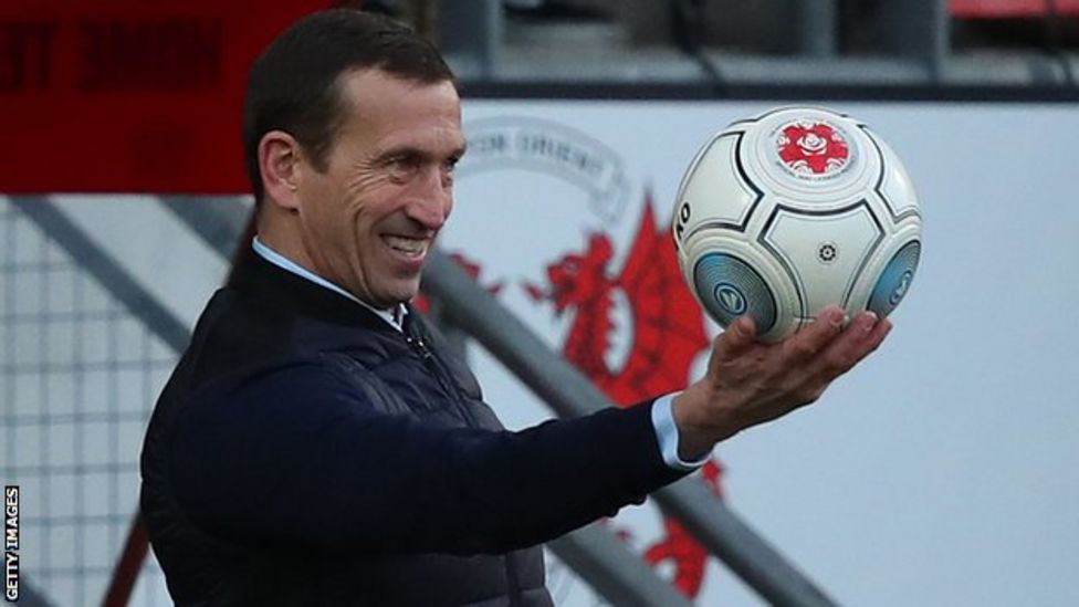 Justin Edinburgh: Leyton Orient boss signs new contract until 2021 ...