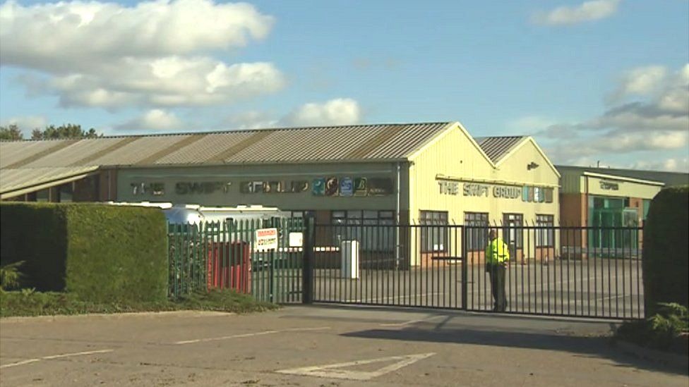 Swift Caravans factory death: Worker's death accidental - BBC News