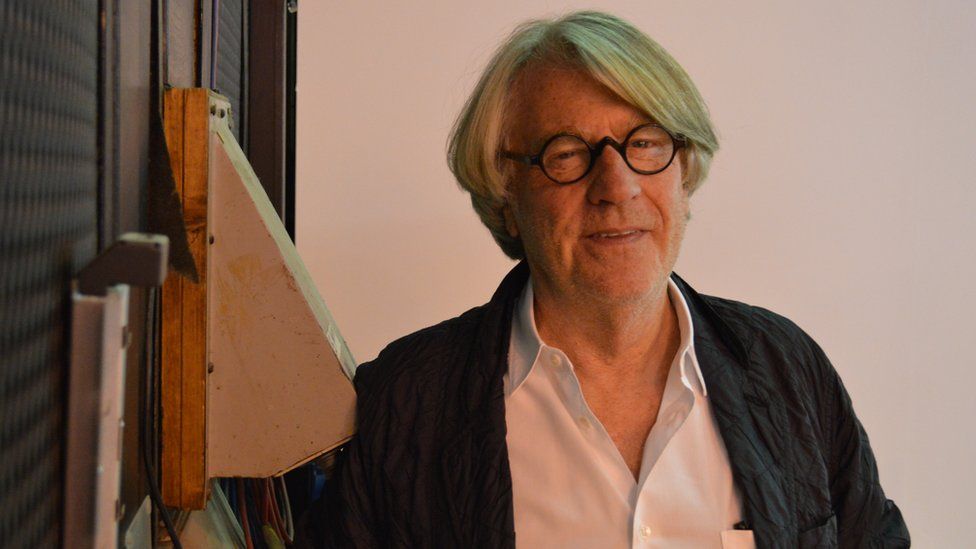 Art collector Frank Cohen on how to buy art - BBC News