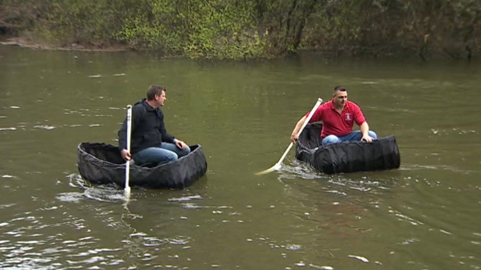 West Wales coracle fishing gets European protection - BBC News